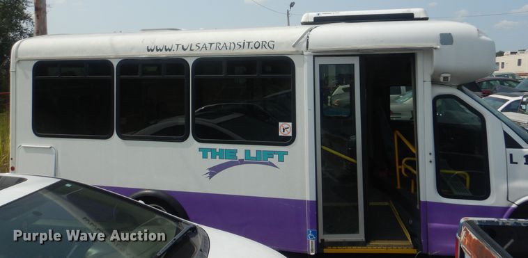 2010 Chevrolet Express G4500 shuttle bus in Muskogee, OK | Item HJ9918 ...