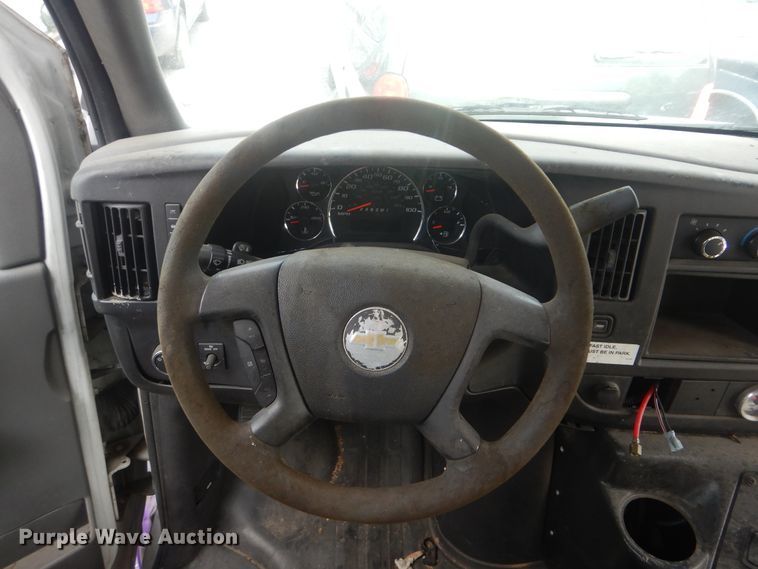 2010 Chevrolet Express G4500 shuttle bus in Muskogee, OK | Item HJ9918 ...