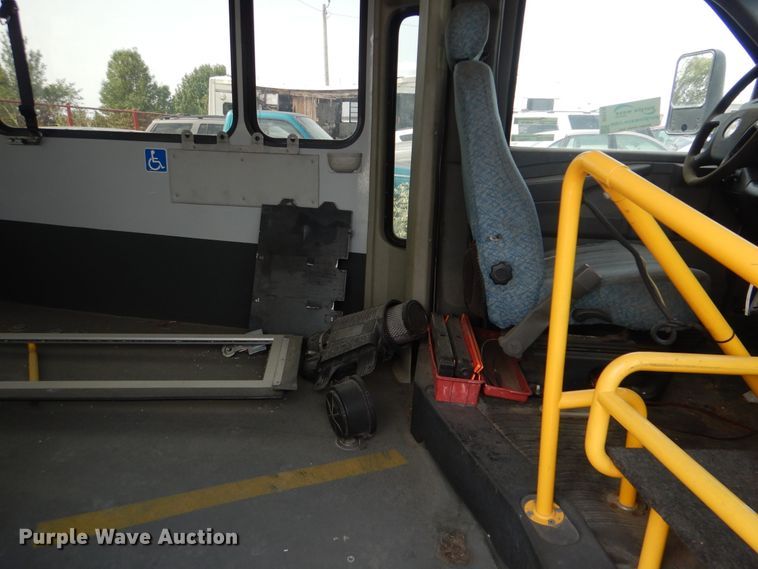 2010 Chevrolet Express G4500 shuttle bus in Muskogee, OK | Item HJ9918 ...