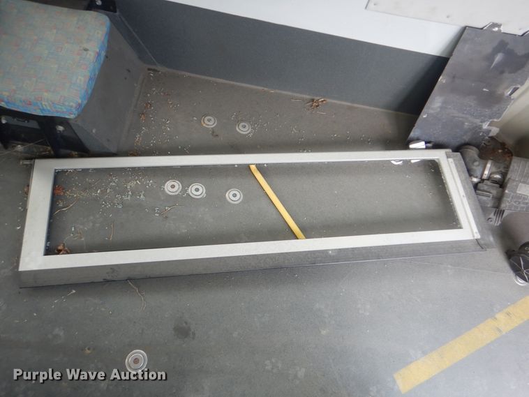 2010 Chevrolet Express G4500 shuttle bus in Muskogee, OK | Item HJ9918 ...