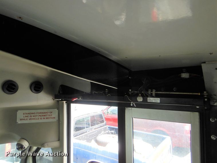 2010 Chevrolet Express G4500 shuttle bus in Muskogee, OK | Item HJ9918 ...