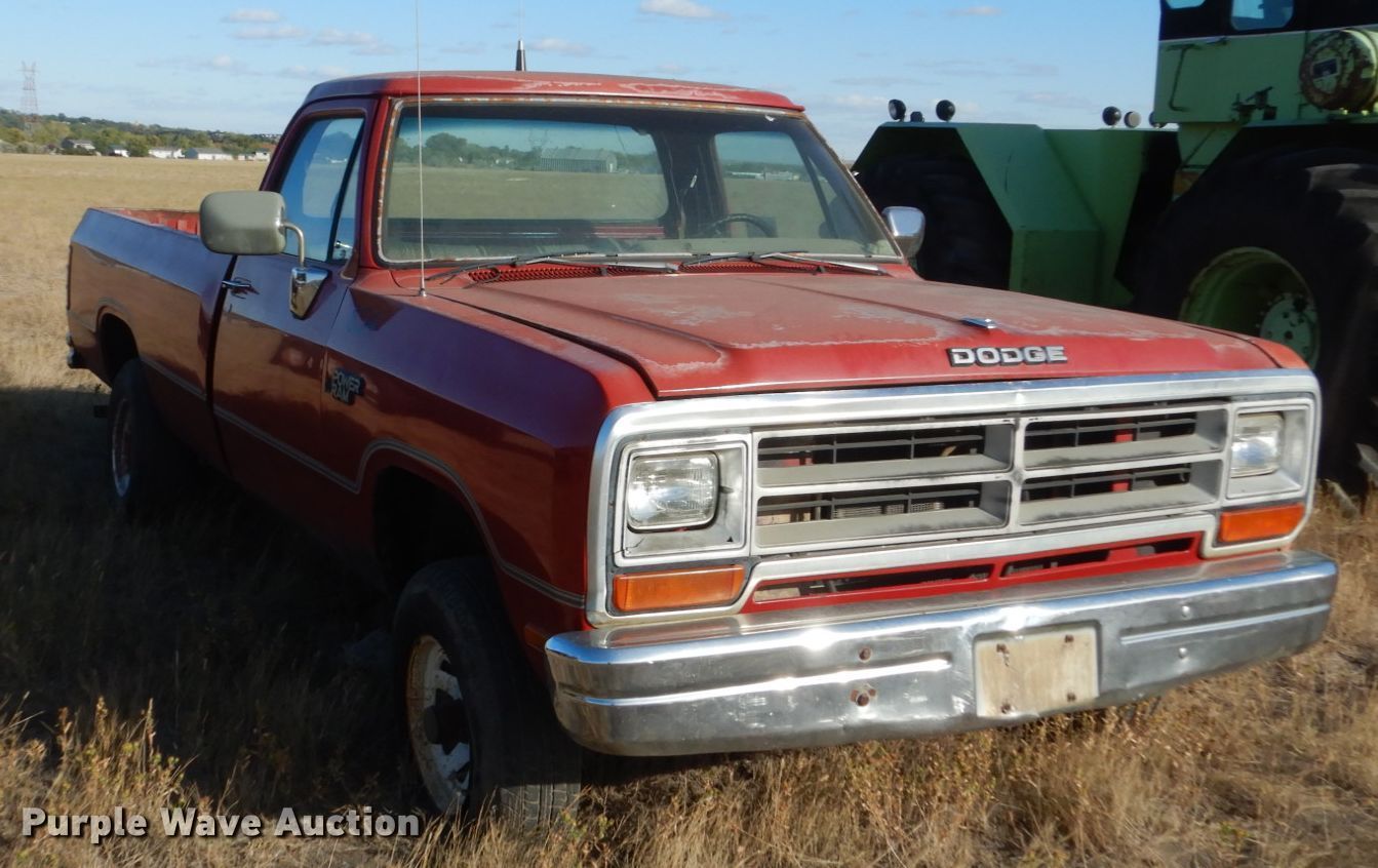 1990 Dodge Ram 150 pickup truck in Ft. Pierre, SD | Item DC8915 sold ...