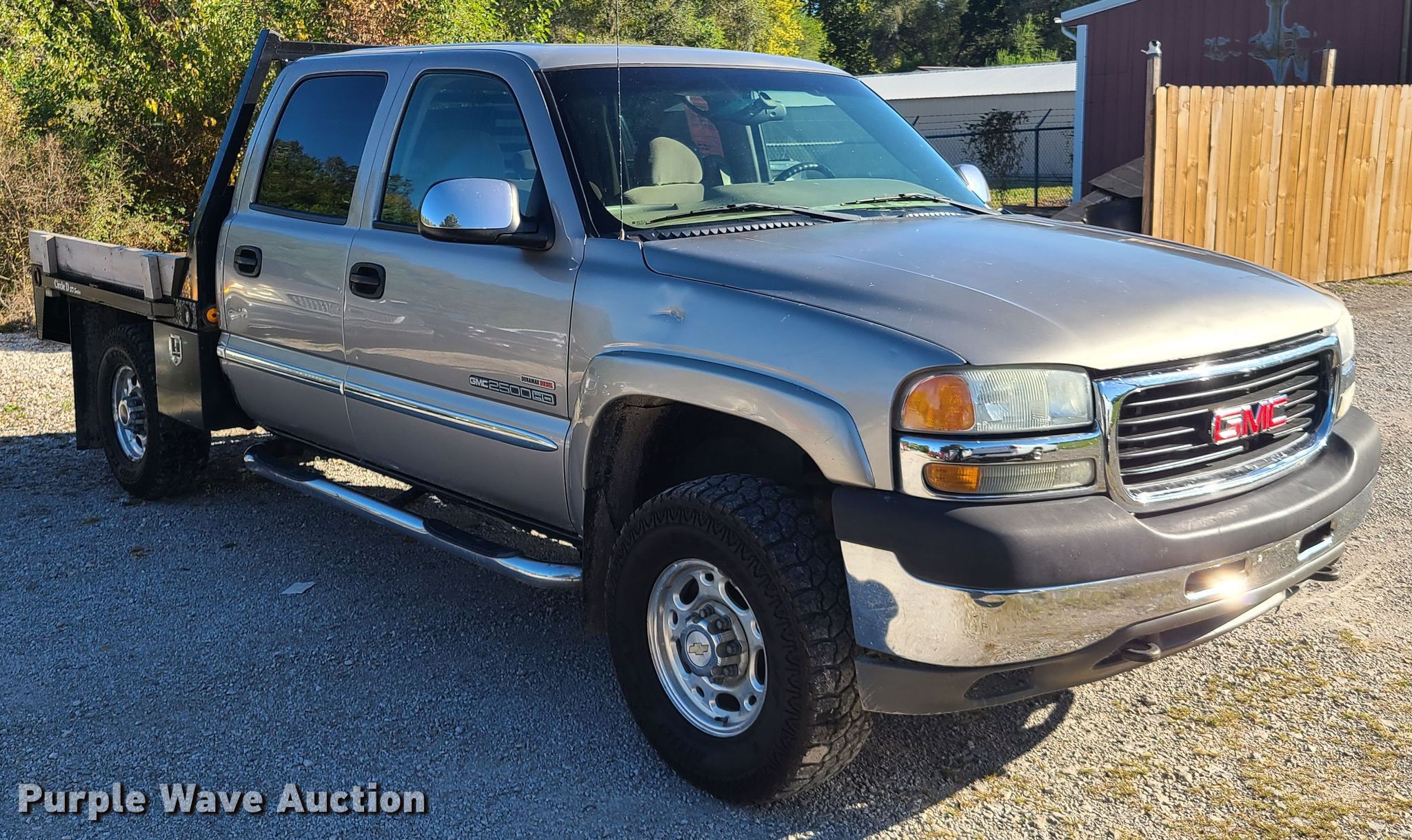 2002 GMC Sierra 2500HD Crew Cab flatbed pickup truck in Buckner, MO ...