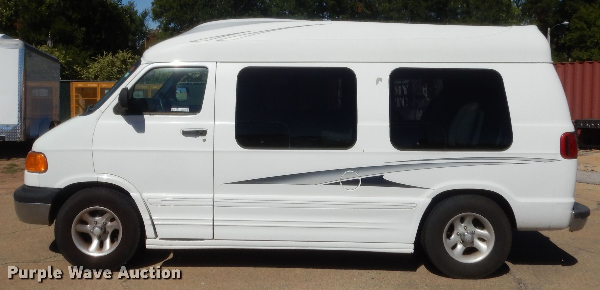 2003 Dodge Ram Van 1500 van in Edmond, OK | Item HW9377 sold | Purple Wave