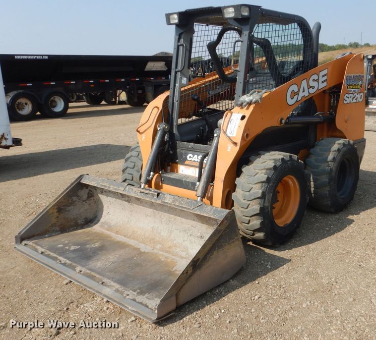 2017 Case SR210 skid steer loader in Pierre, SD | Item DC8944 sold | Purple Wave