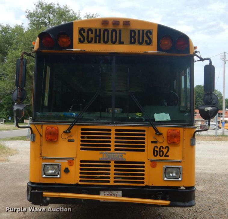 2003 Thomas Built Saf-T-Liner MVP EF school bus in Des Moines, IA ...