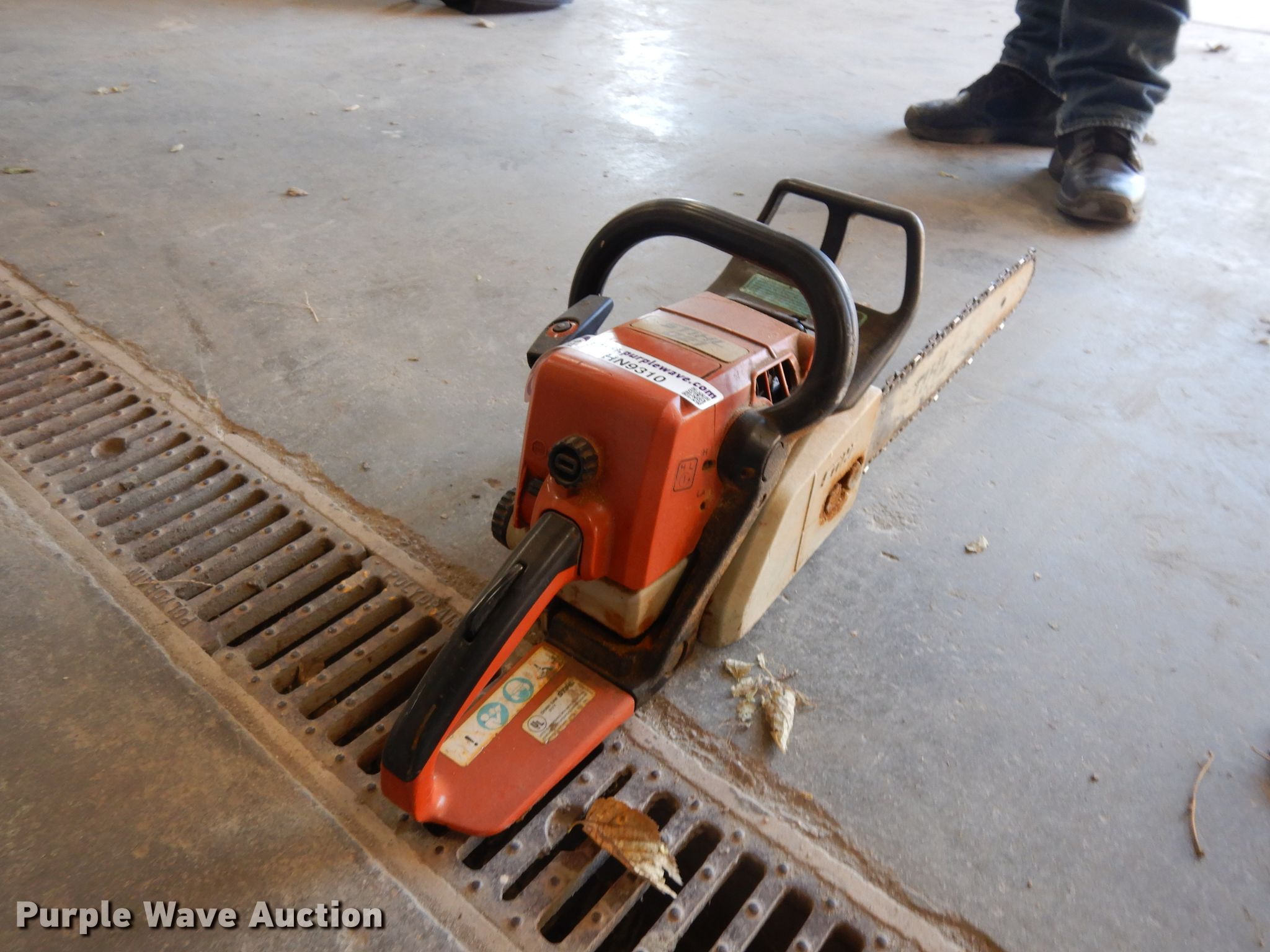 Stihl 021 chainsaw in Marysville, KS | Item HN9310 sold | Purple Wave