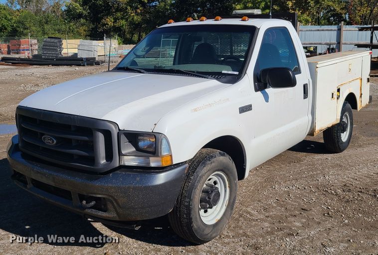 2003 Ford F250 Super Duty utility bed pickup truck in Kansas City, MO ...