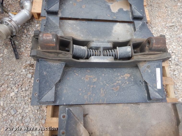 (2) fifth wheel compensators in Oklahoma City, OK | Item HW9048 sold ...