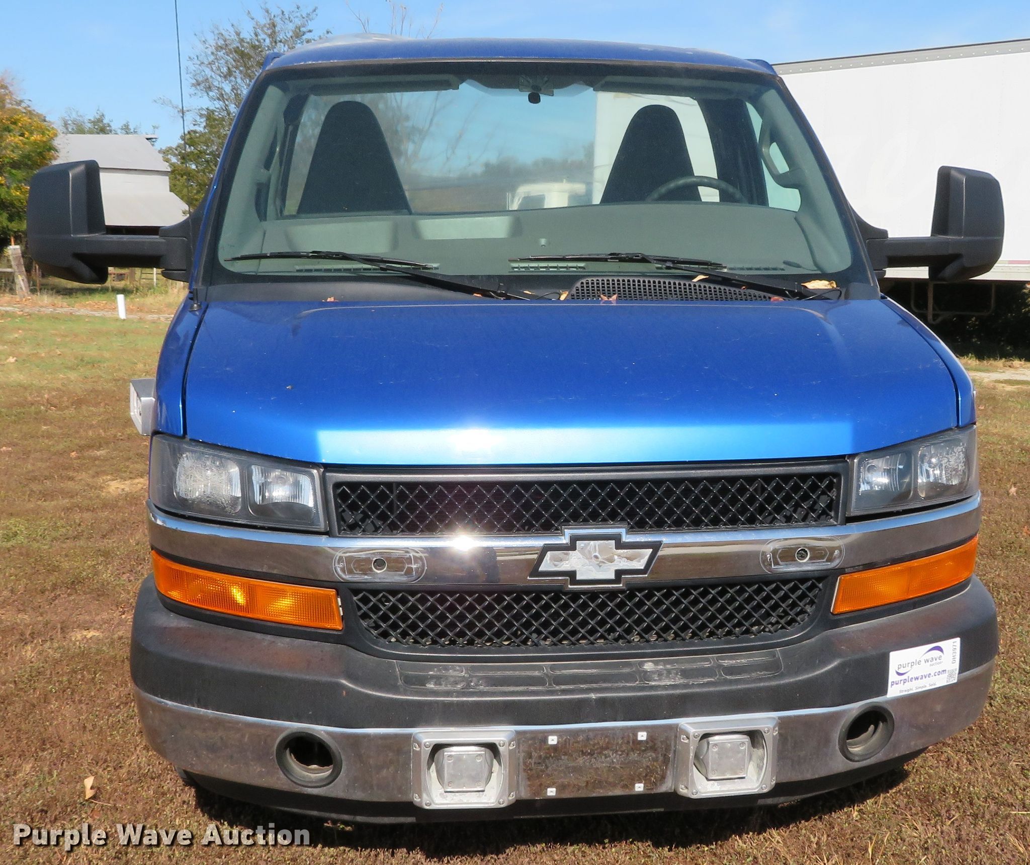 2016 Chevrolet Express G3500 cab and chassis in Perryville, MO | Item ...