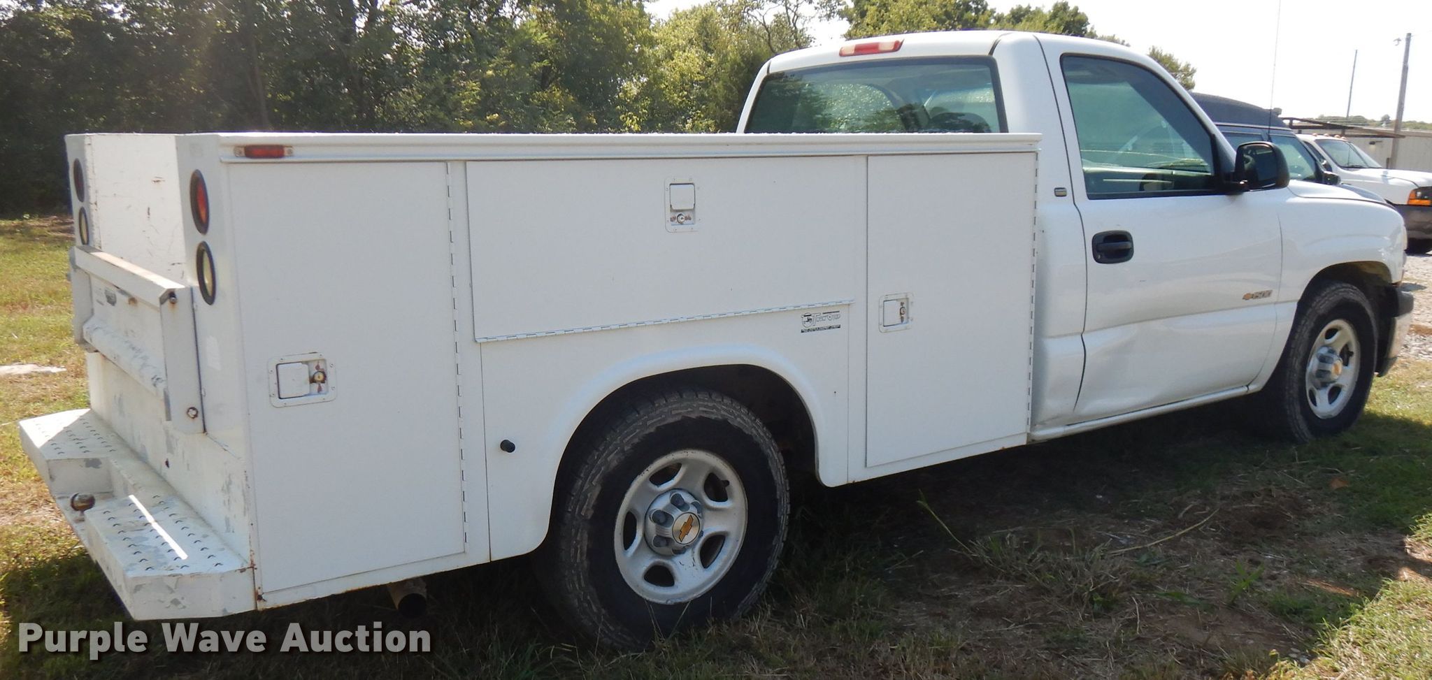 2001 Chevrolet Silverado 1500 utility bed pickup truck in Claremore, OK ...