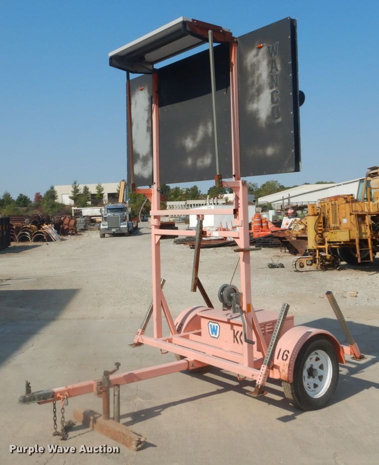 2002 Wanco WTSP-75-LSA arrow board trailer in St. Louis, MO | Item ...