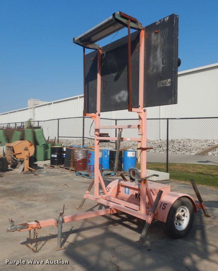 2002 Wanco WTSP-75-LSA arrow board trailer in St. Louis, MO | Item ...