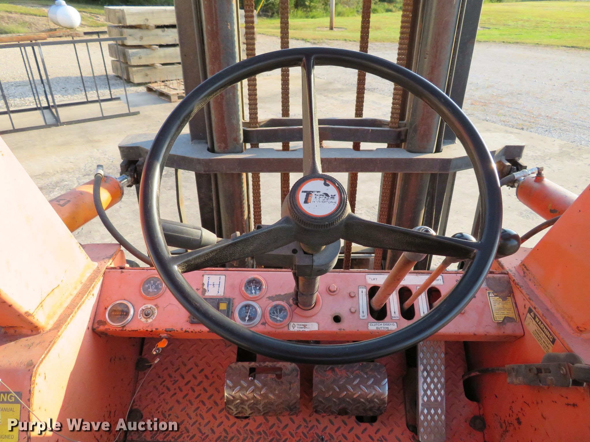 Trak International 642 forklift in Camdenton, MO | Item GR9838 sold ...