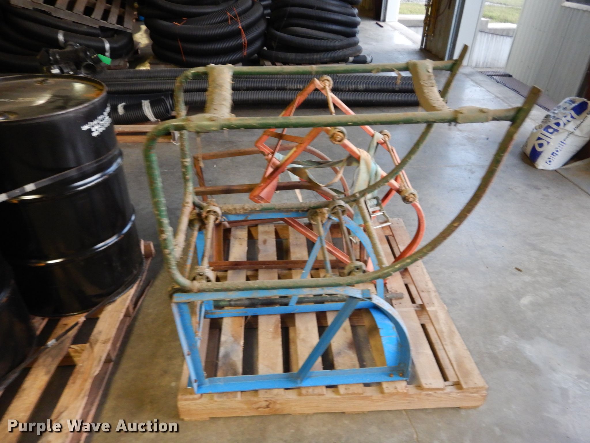 (3) drums Vocomp-20 concrete curing and sealing compound in Camdenton ...