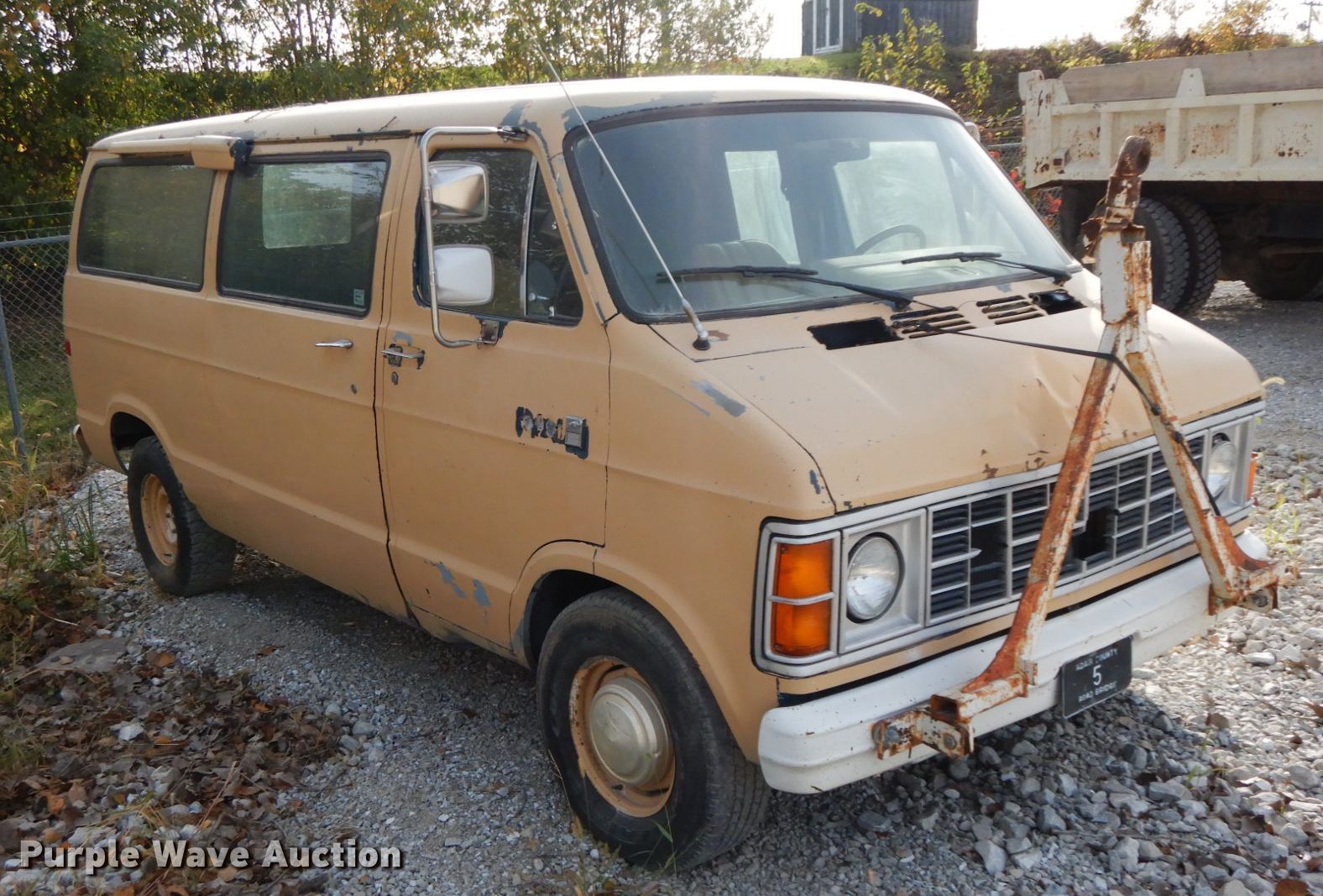 1985 Dodge Ram Van B250 van in Kirksville, MO | Item DG6957 sold ...
