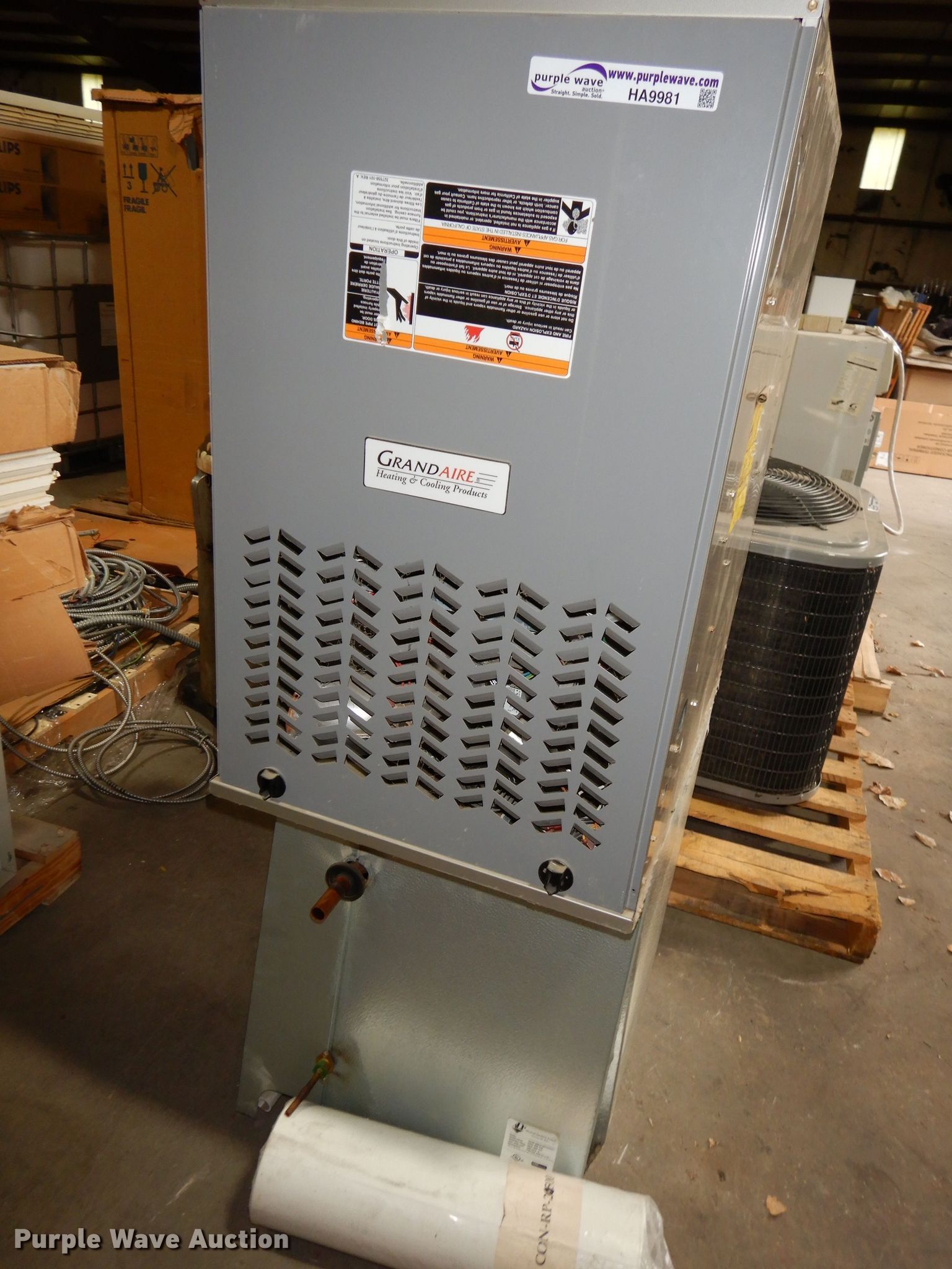 GradAire heat and cool unit in Manhattan, KS | Item HA9981 sold ...