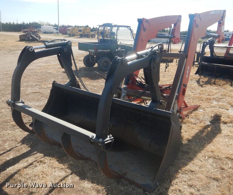 Massey-Ferguson 985 loader in Sublette, KS | Item HO9215 sold | Purple Wave