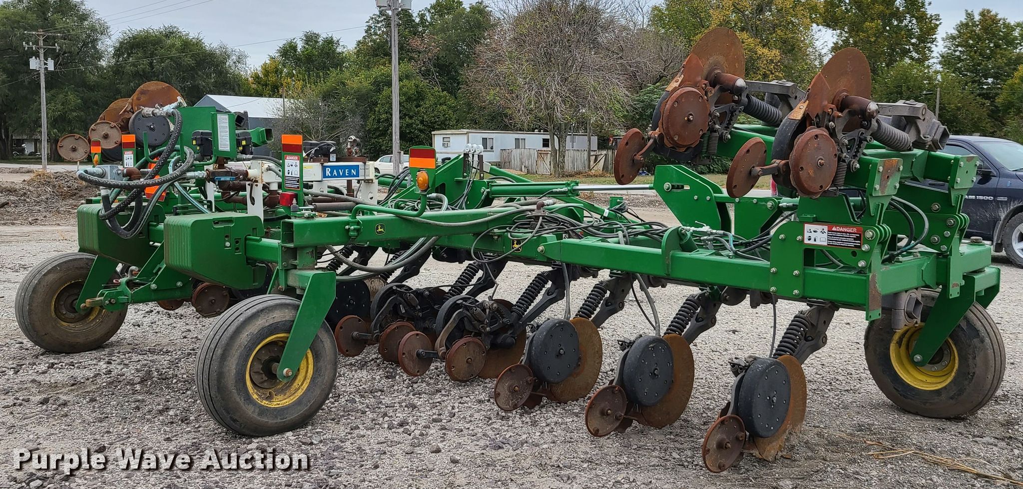 2012 John Deere 2510H anhydrous applicator in Orrick, MO | Item HM9259 ...