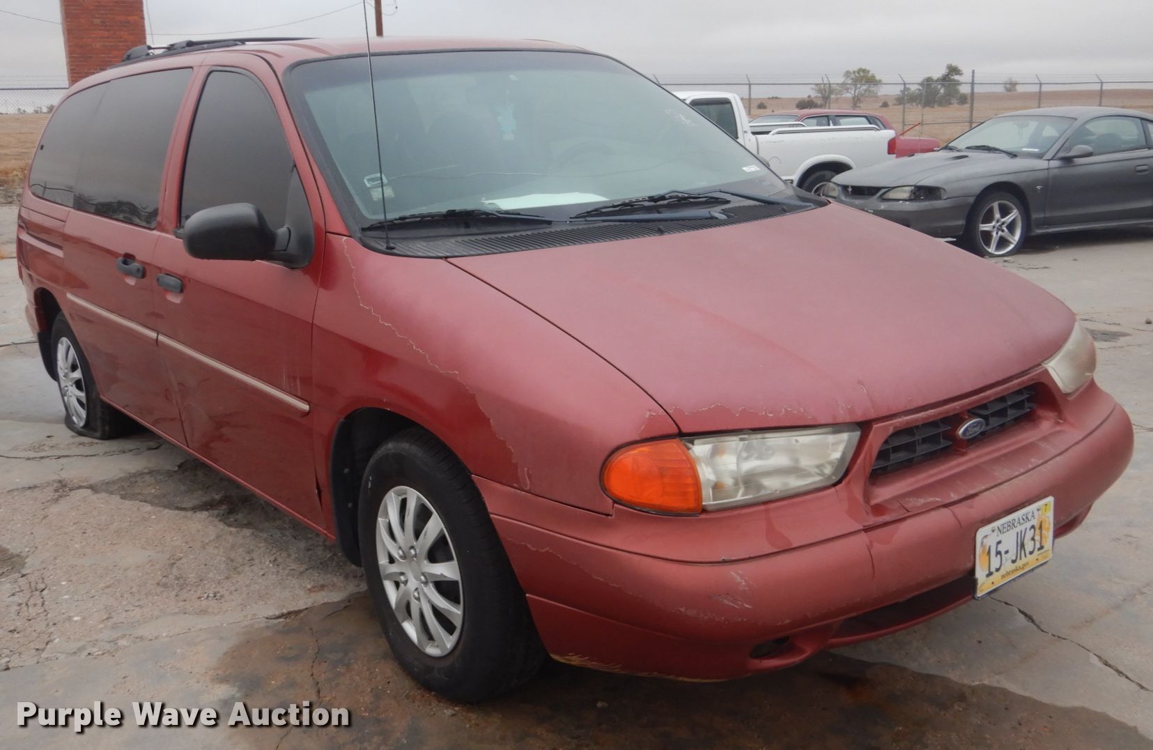 1998 Ford Windstar van in Alliance, NE | Item HS9399 sold | Purple Wave