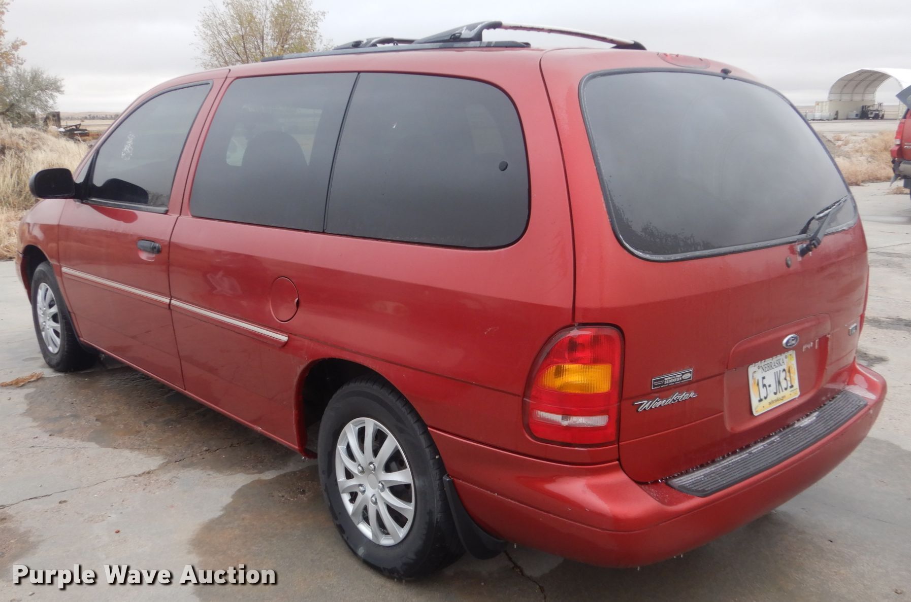 1998 Ford Windstar van in Alliance, NE | Item HS9399 sold | Purple Wave