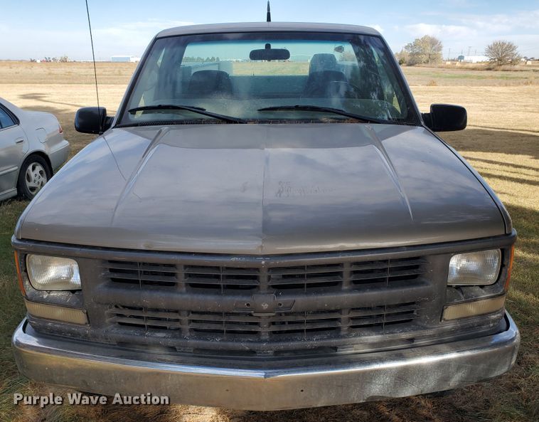 2000 Chevrolet C2500 utility bed pickup truck in Plainville, KS | Item ...