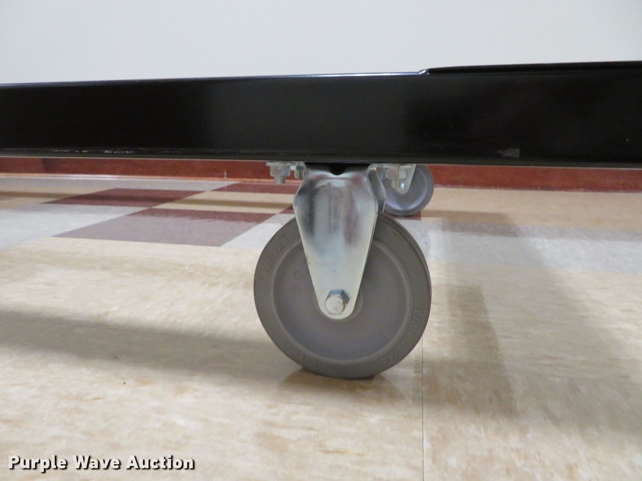 Mity-Lite folding table cart in Union , MO | Item GI9237 sold | Purple Wave