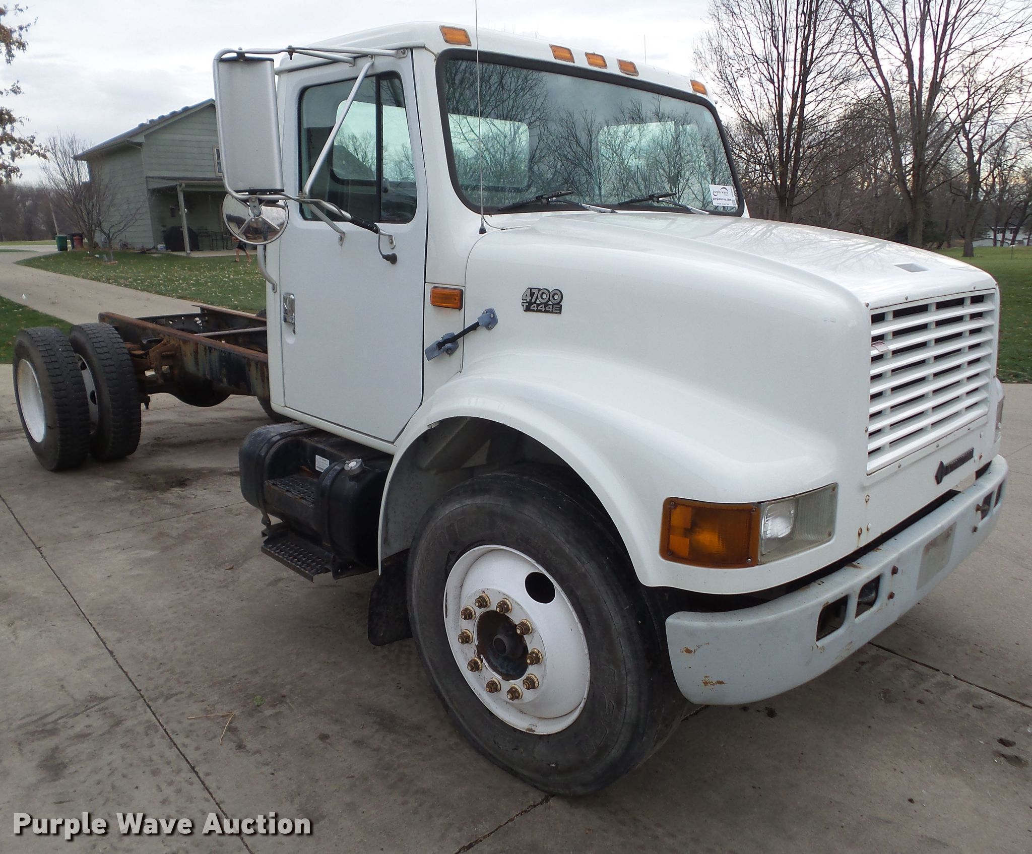 1998 International 4700 truck cab and chassis in Altoona, IA | Item ...