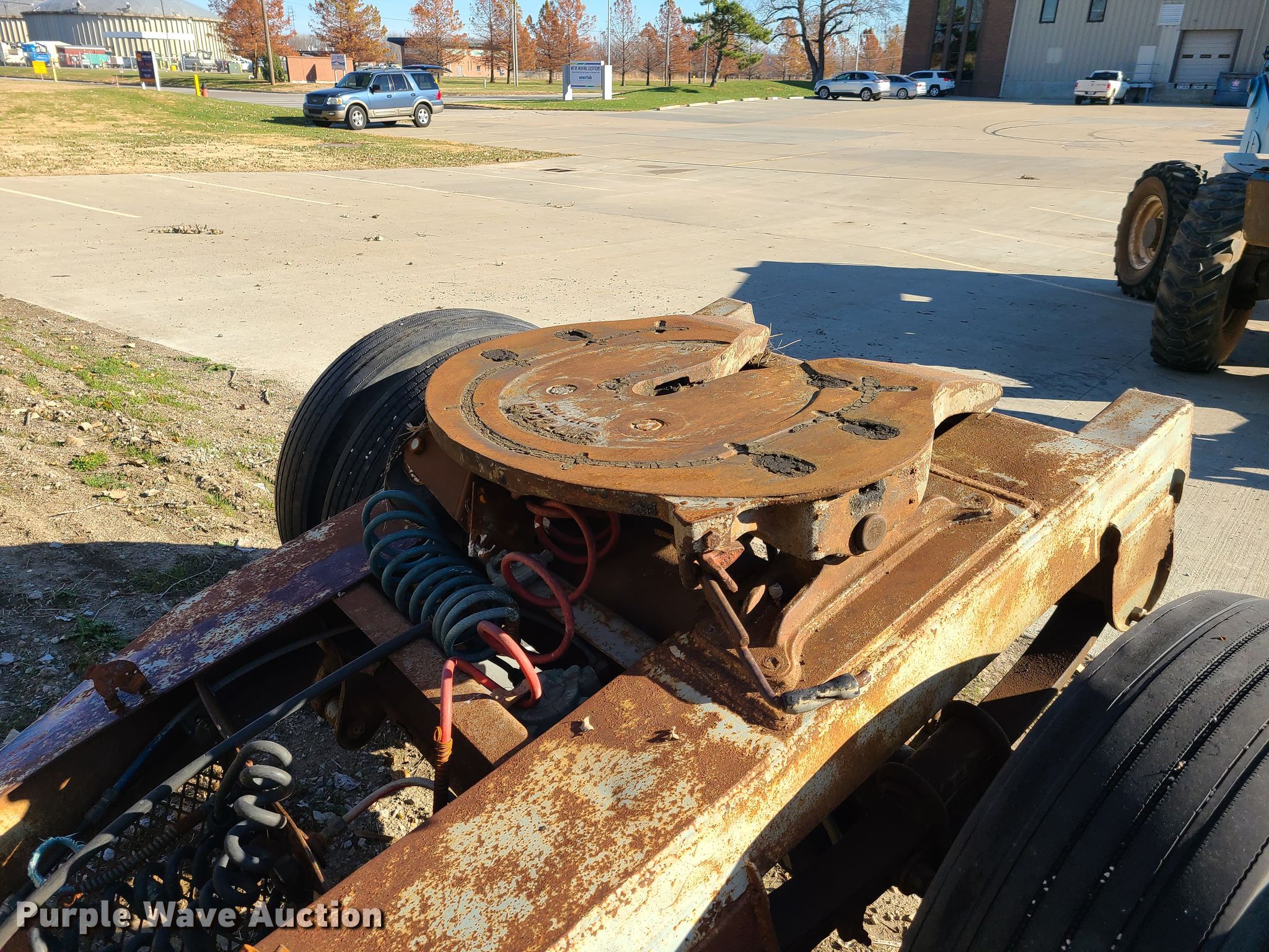 Strick trailer dolly in Kansas City, MO | Item HE9986 sold | Purple Wave