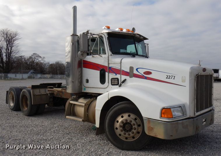 2000 Peterbilt 377 semi truck in South Bend, IN | Item DJ6075 sold | Purple Wave