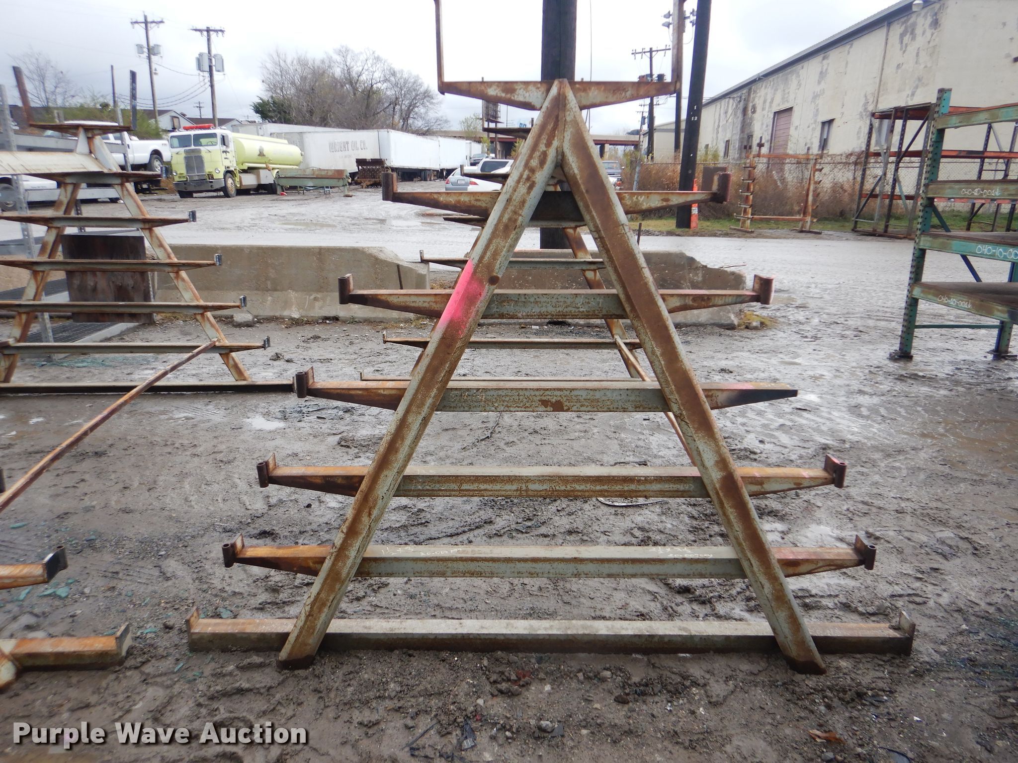 Double sided pipe rack in Tulsa, OK | Item AE9529 sold | Purple Wave