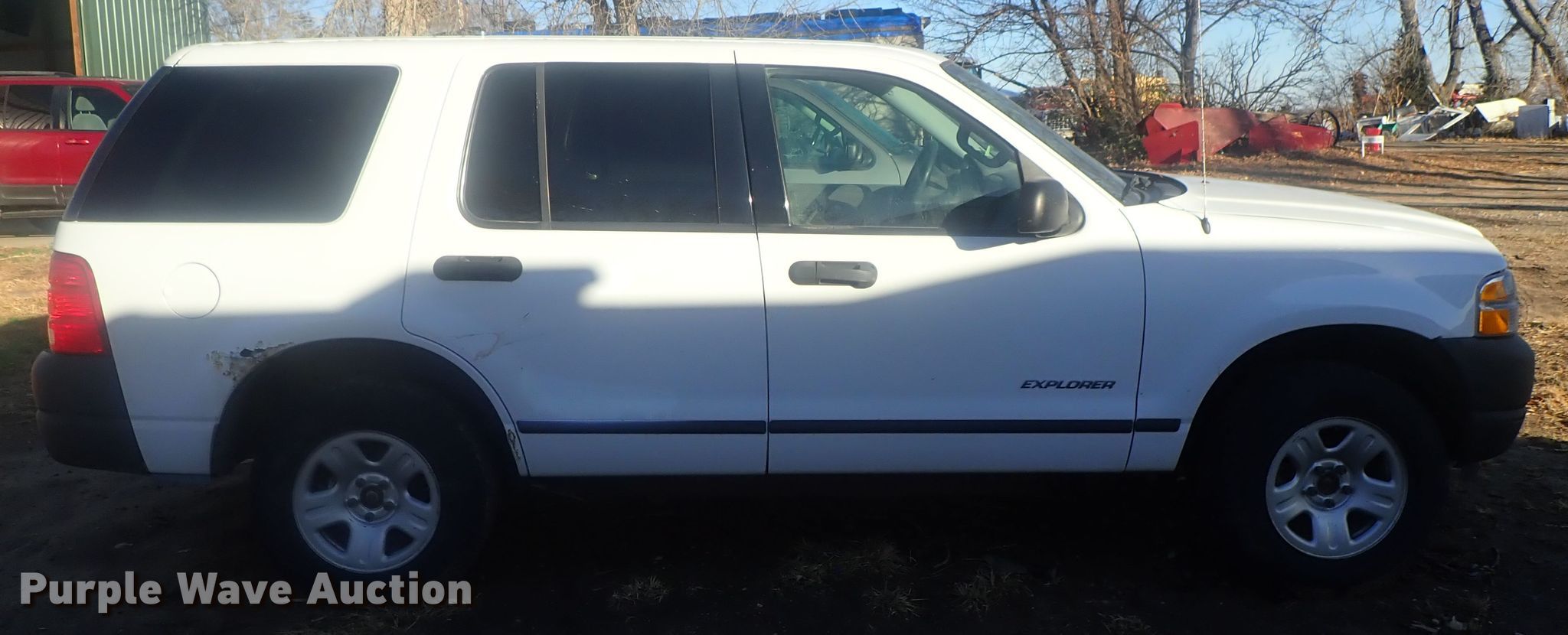 2004 Ford Explorer SUV in Lindsborg, KS | Item DI7381 sold | Purple Wave