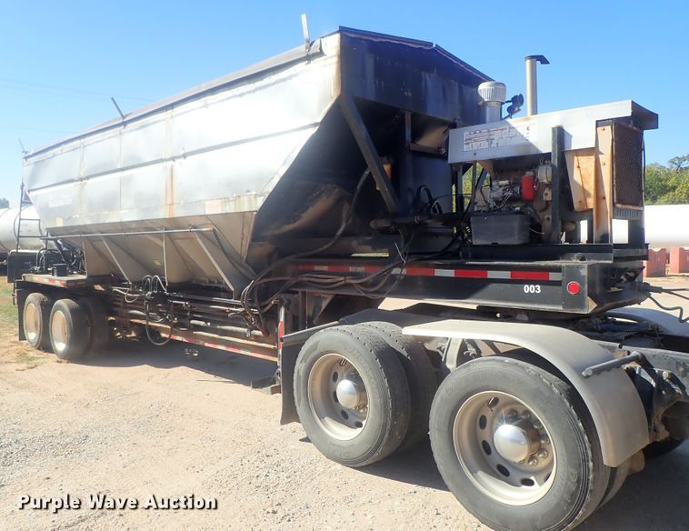 2000 Sun Manufacturing, Inc. fertilizer delivery trailer in Garden ...