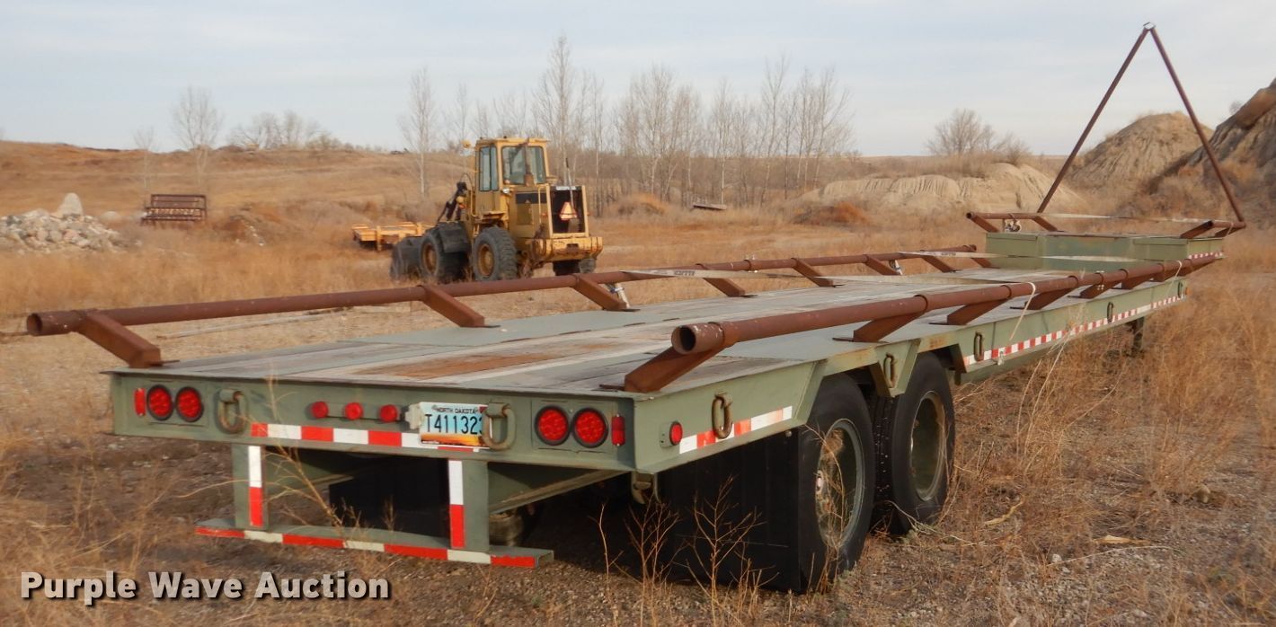 1984 Vulcan flatbed trailer in Washburn, ND | Item DC4506 sold | Purple ...