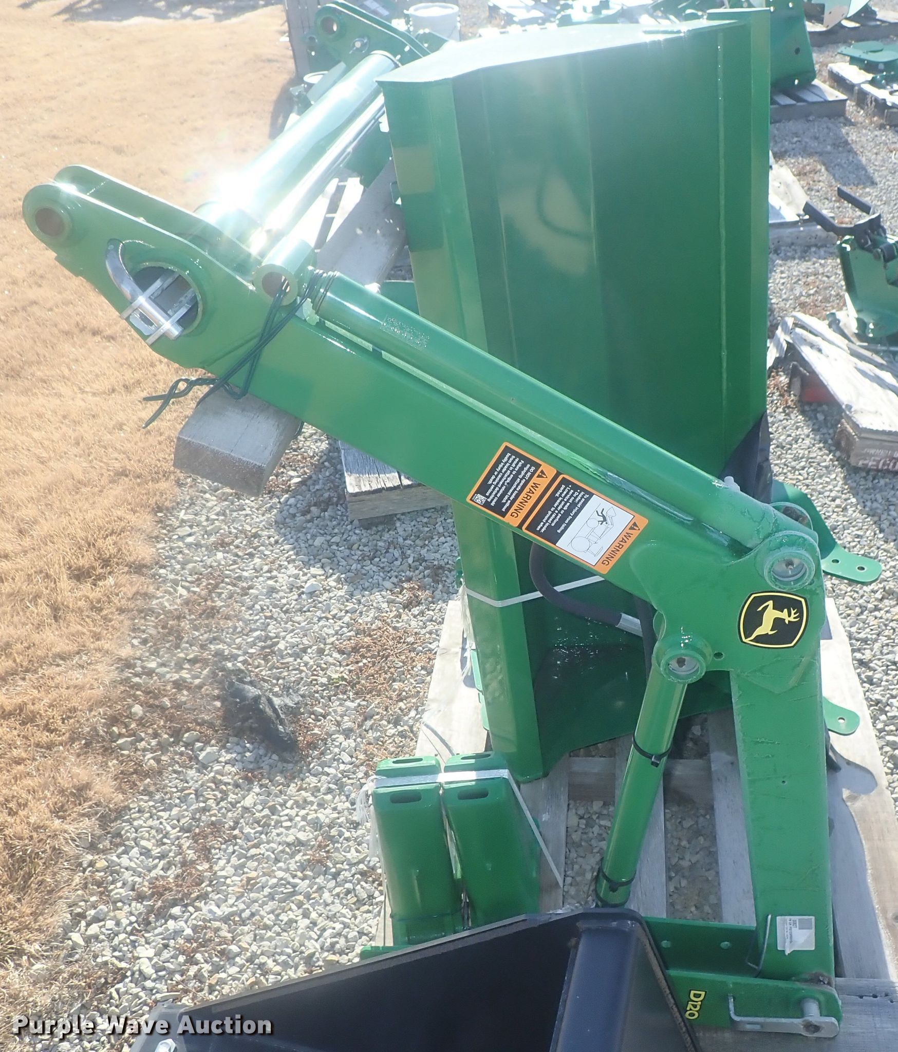 2017 John Deere D120 NSL loader in Mcpherson, KS | Item DI7460 sold ...