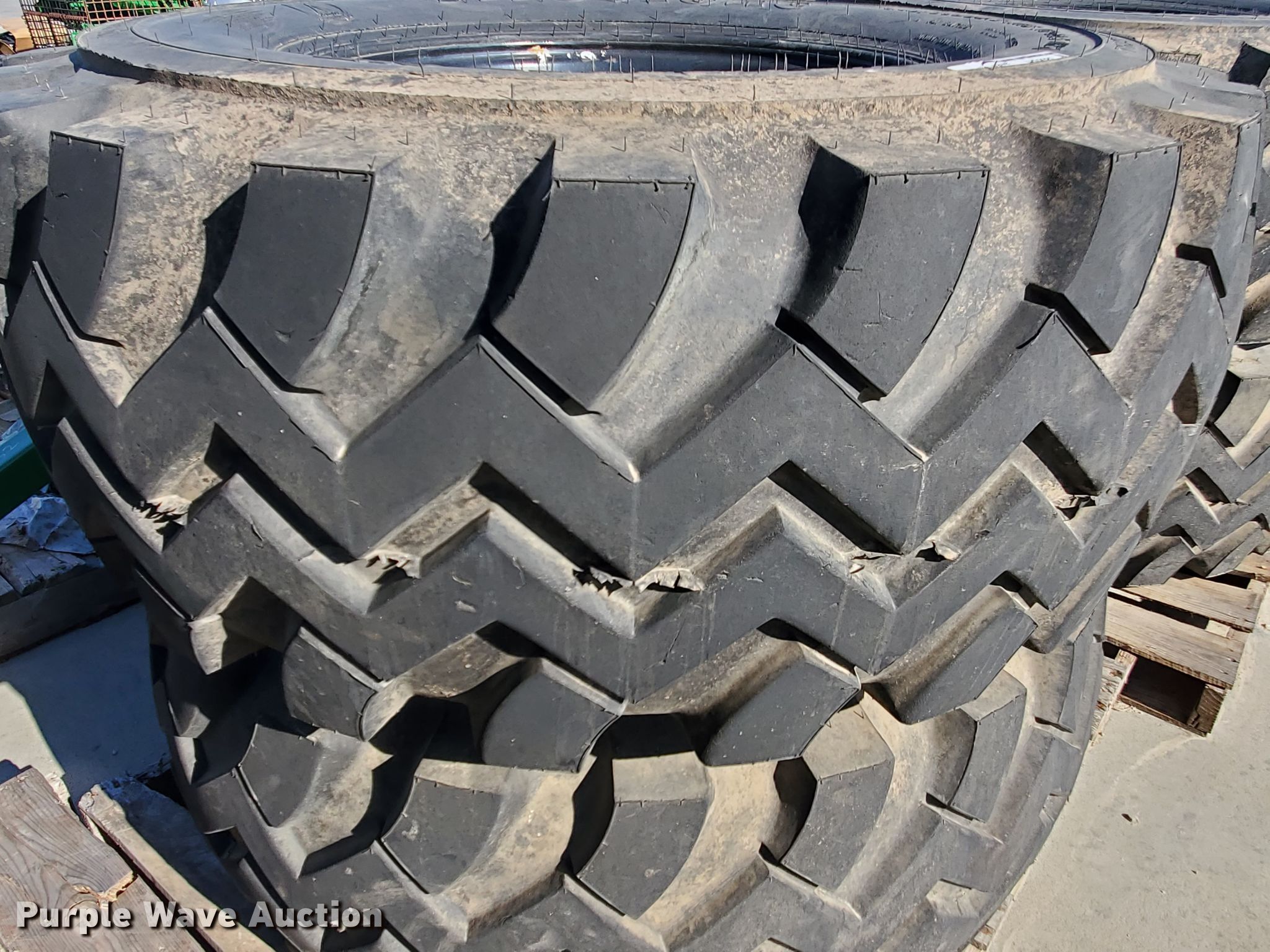 (2) Firestone DuraForce 445/65D22.5 tires in Assaria, KS | Item HS9083 ...