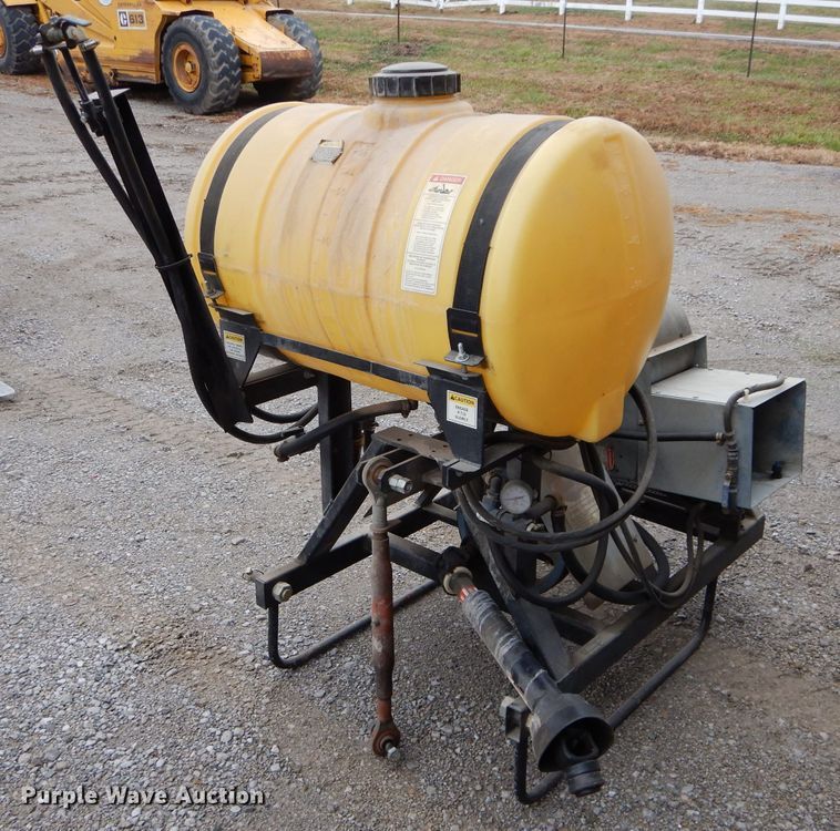 Spray Innovations chemical sprayer/mister in Atchison, KS | Item DI8422 ...