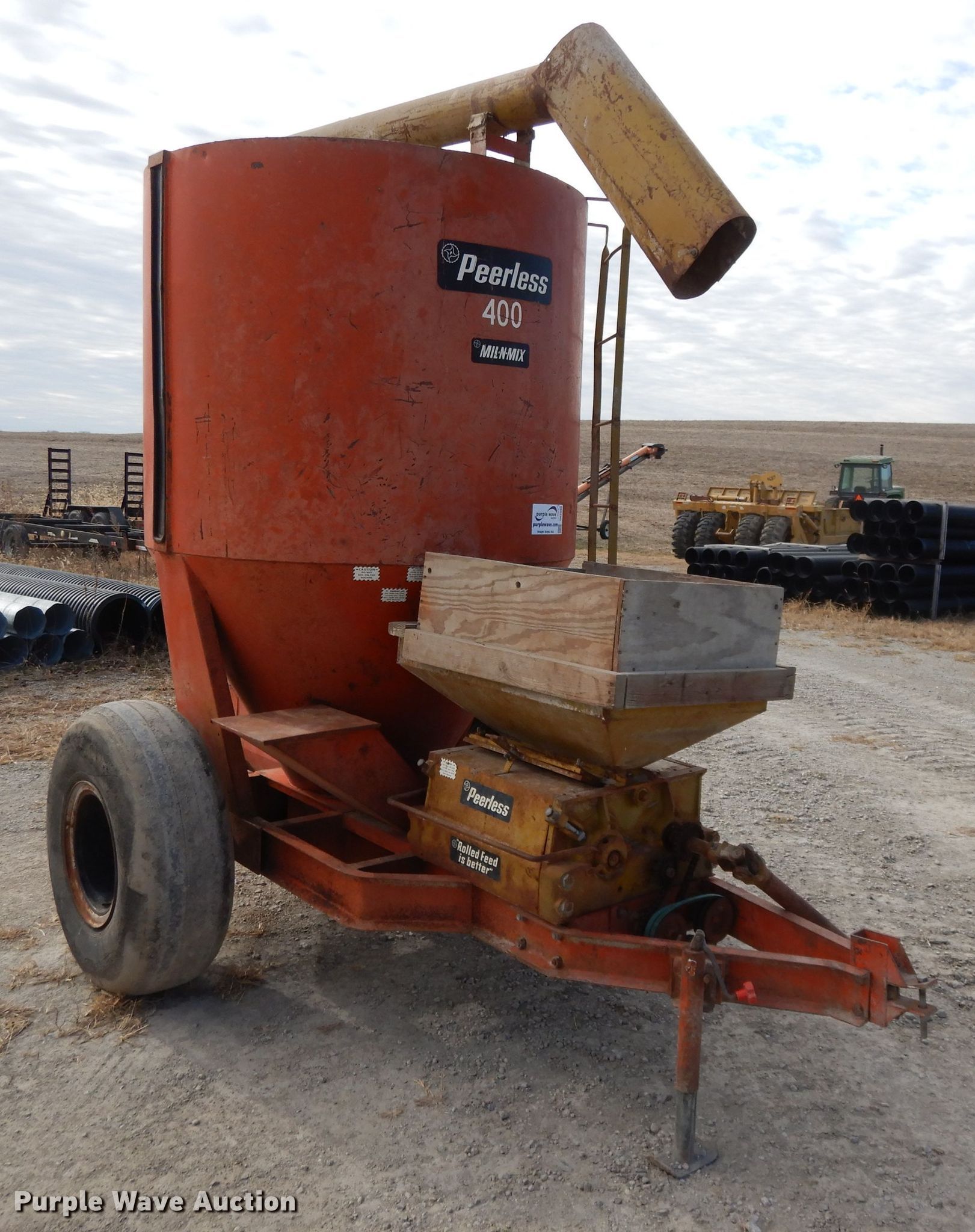 Peerless 400 Mil-N-Mix feed mixer/grinder in Atchison, KS | Item DE2560 ...