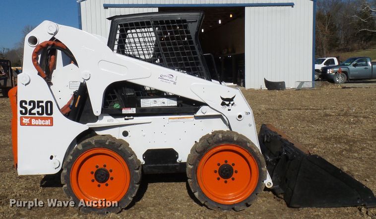 2008 Bobcat S250 skid steer loader in Tebbetts, MO | Item DG2151 sold ...