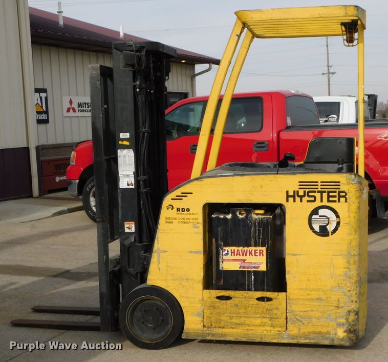 2002 Hyster E40HSD forklift in Norfolk, NE | Item DJ5883 sold | Purple Wave