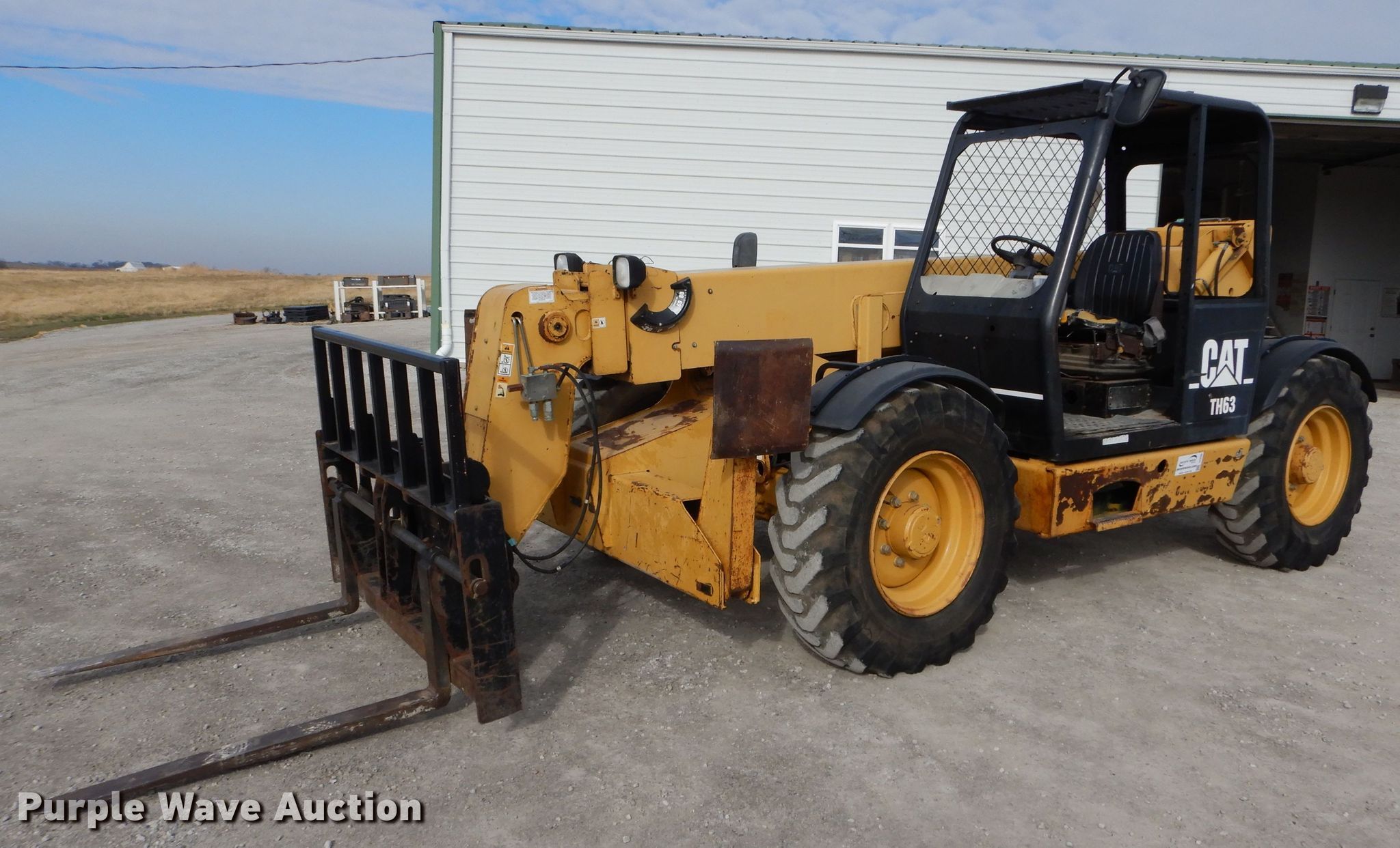 1992 Caterpillar TH63 telehandler in Atchison, KS | Item DE2585 sold ...