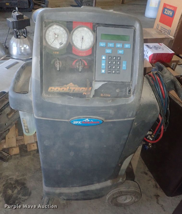 Robinair Cooltech 700 reclaimer in Newton, KS | Item EV9794 sold ...