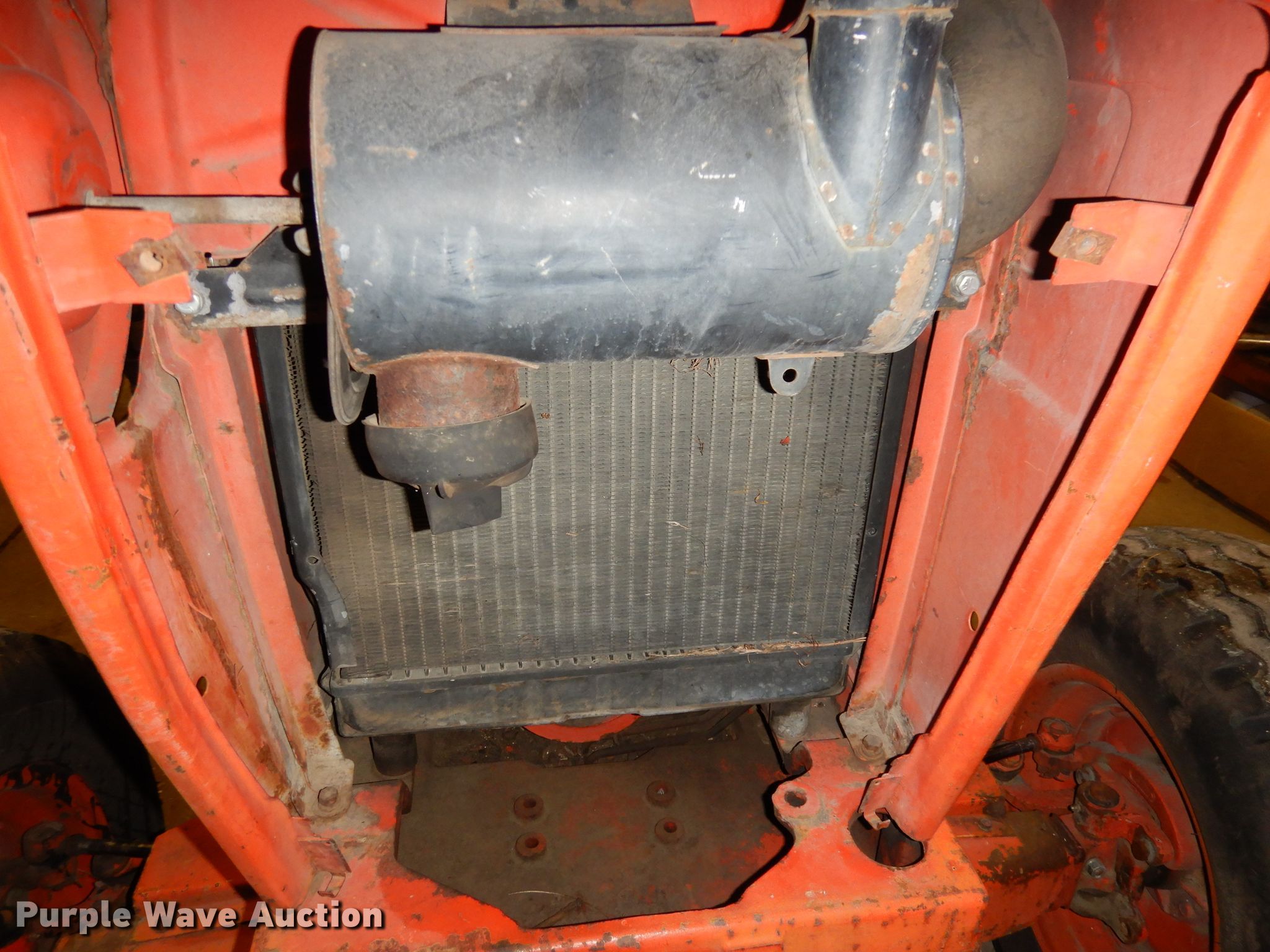 1981 Ford 540B tractor in Saint Marys, KS | Item HE9311 sold | Purple Wave