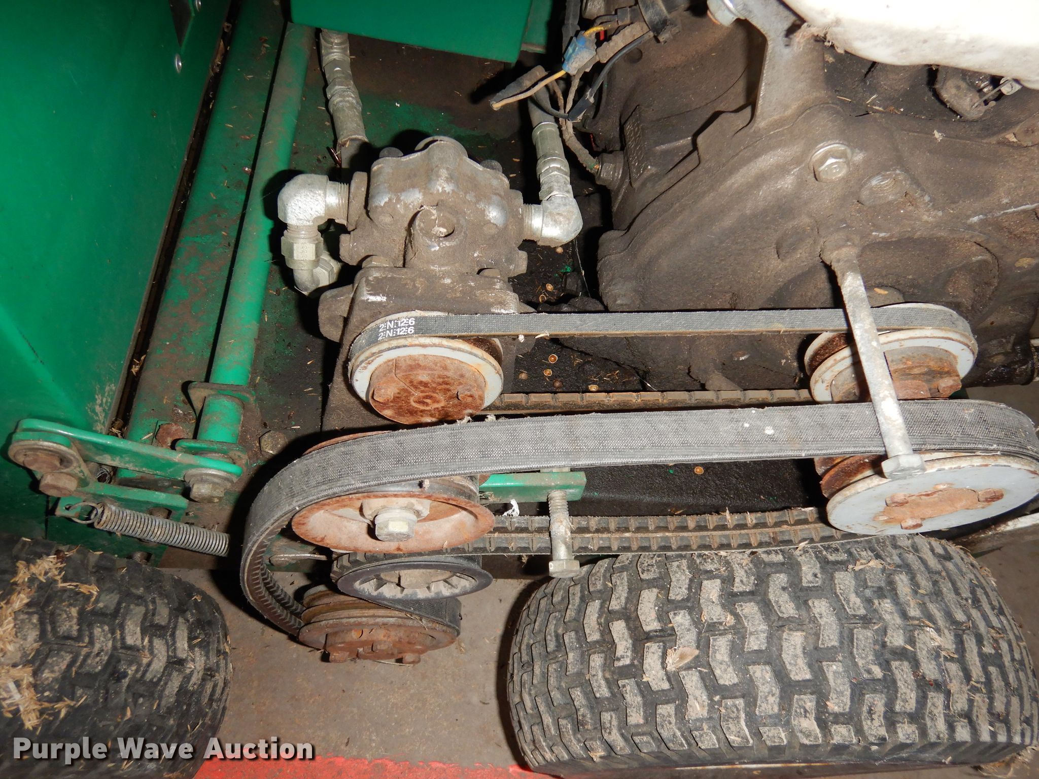 Lesco Renovator 20 top seeder/slicer in Saint Marys, KS | Item HE9314 ...