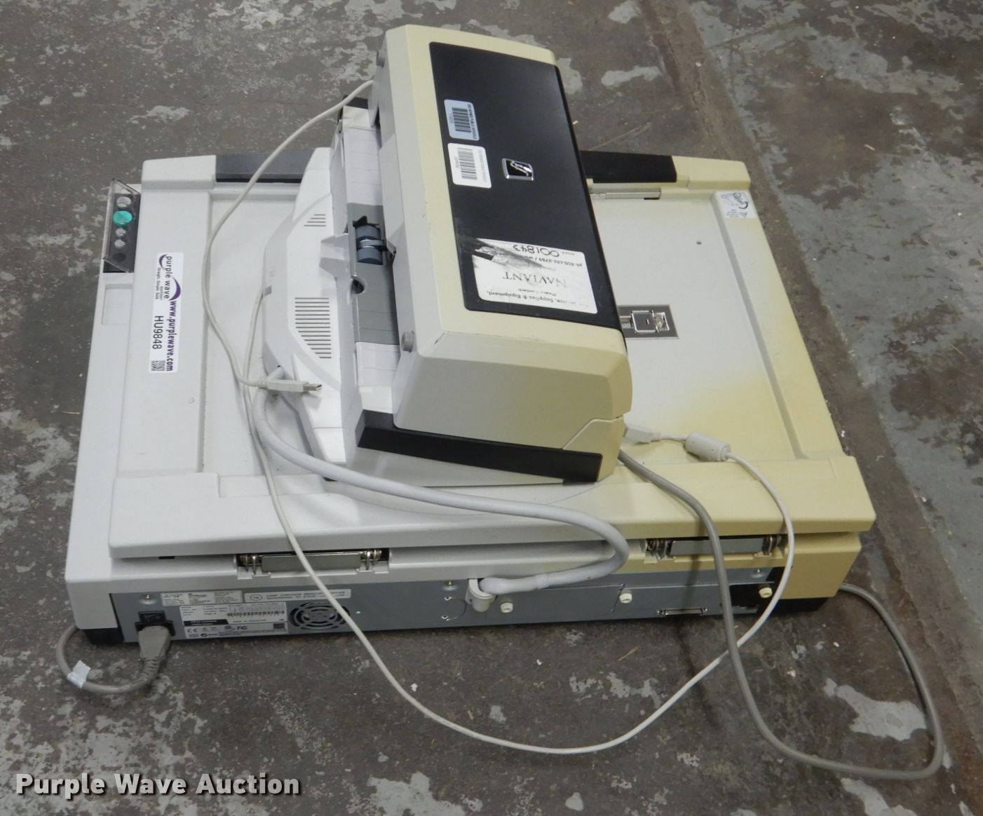 Fujitsu FI-6770 scanner in Des Moines, IA | Item HU9848 sold | Purple Wave