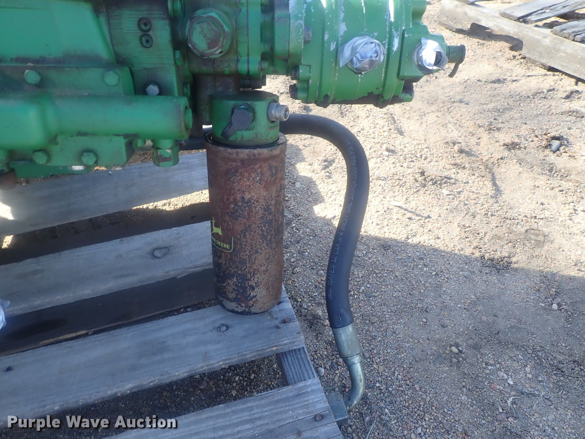 John Deere 9600 engine gearcase assembly in Kinsley, KS | Item HC9776 ...