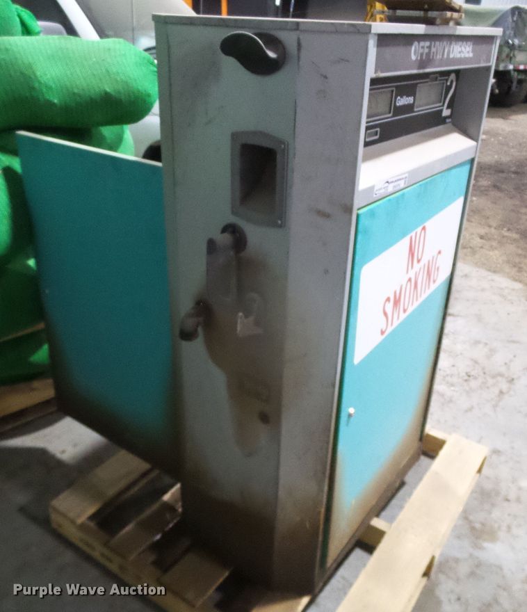 Dresser Wayne G6202P fuel pump in Cimarron, KS | Item EK9761 sold ...