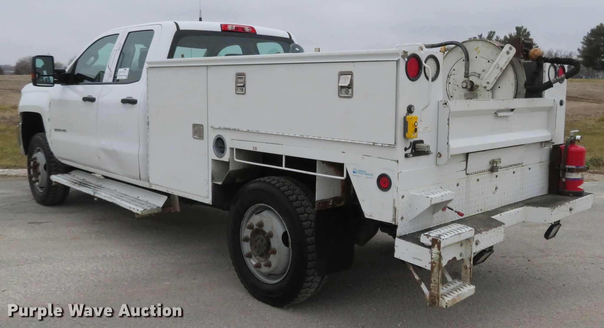 2015 Chevrolet 3500 HD Double Cab utility bed pickup truck in Moscow ...