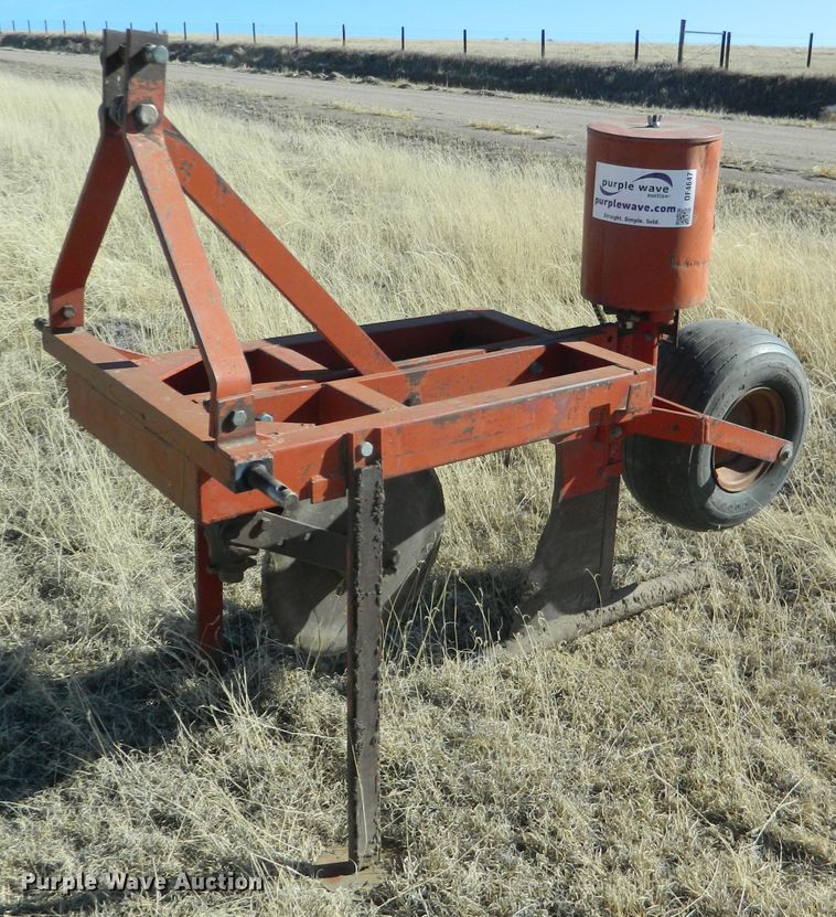 Elston Gopher Getter applicator in Colby, KS | Item DF4647 sold ...