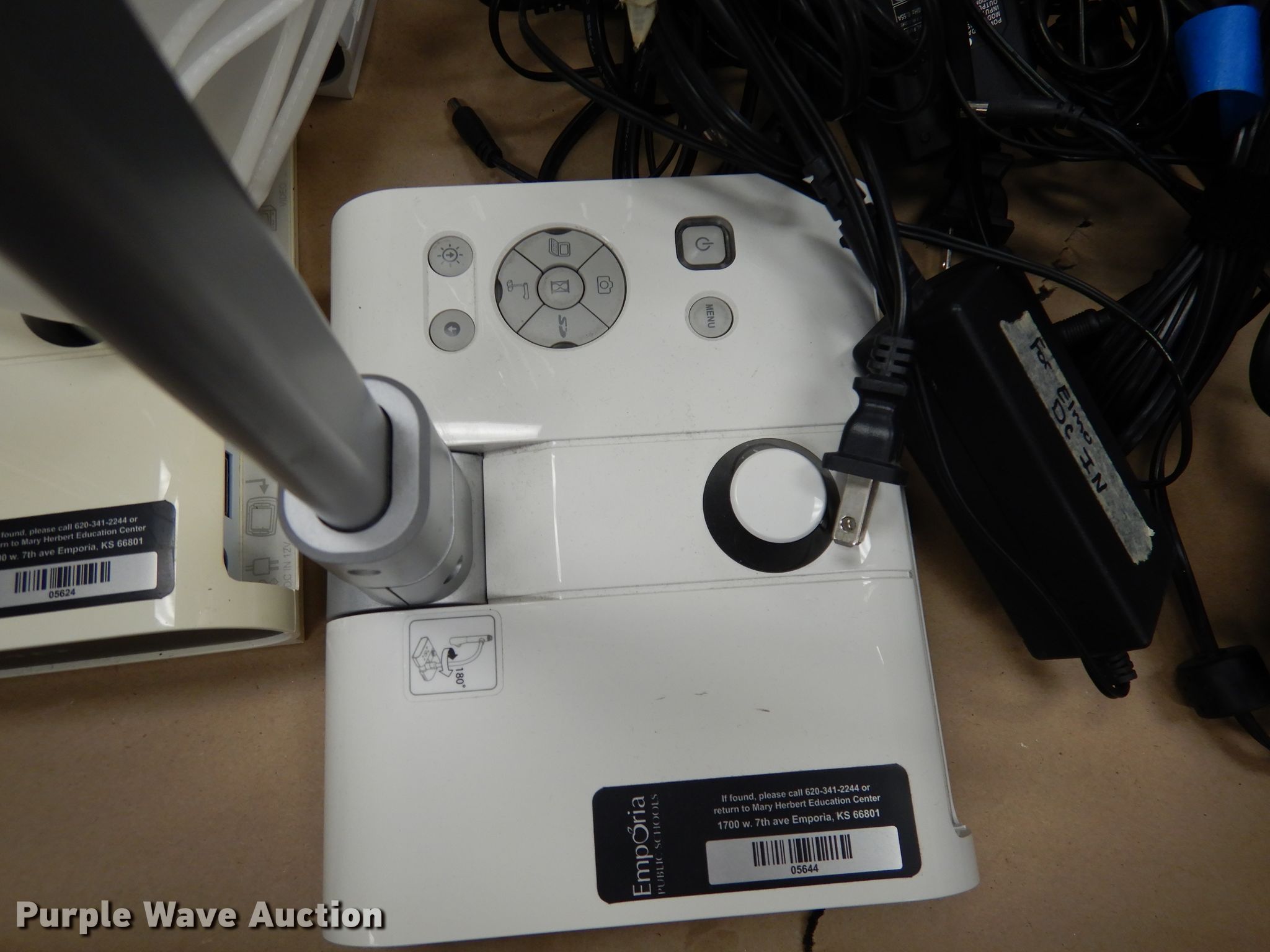 Electronics in Emporia, KS | Item HD9563 sold | Purple Wave